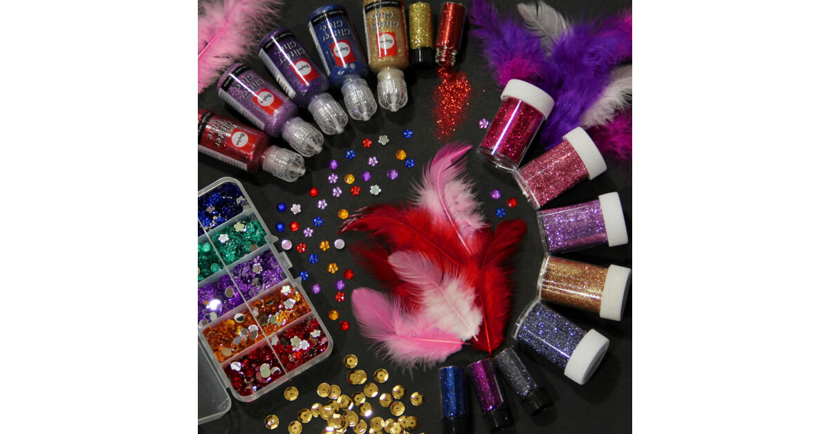 Tollak, csillámok, strasszok - Farsang